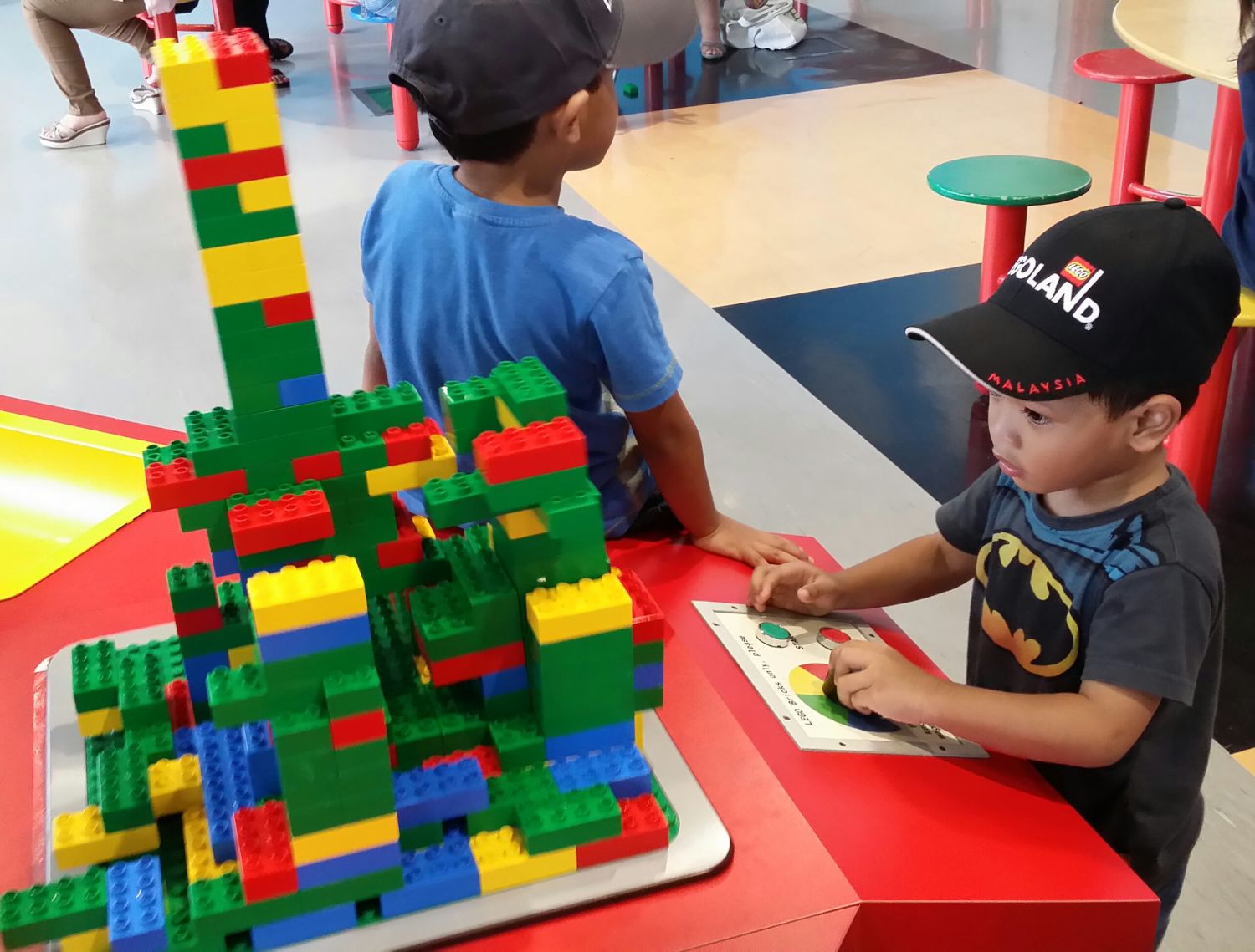 6 sebab kebaikan permainan lego untuk anak-anak (2025) - 100Comments ...